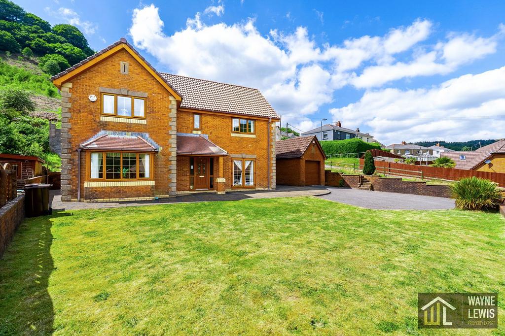 Woodland Rise, Deri, Bargoed, CF81 9JF 5 bed detached house for sale ...