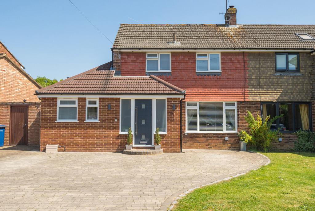 Long Gore, Farncombe, Godalming, GU7 3 bed semi-detached house for sale ...