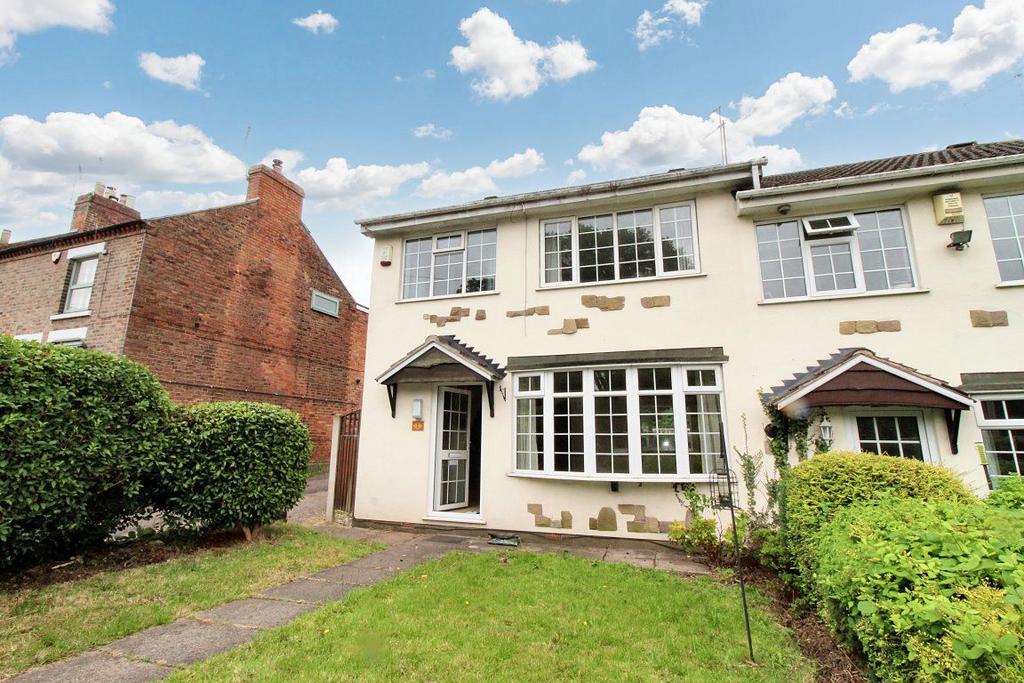 Brendon Court, Derby Road... 3 bed terraced house - £1,100 pcm (£254 pw)