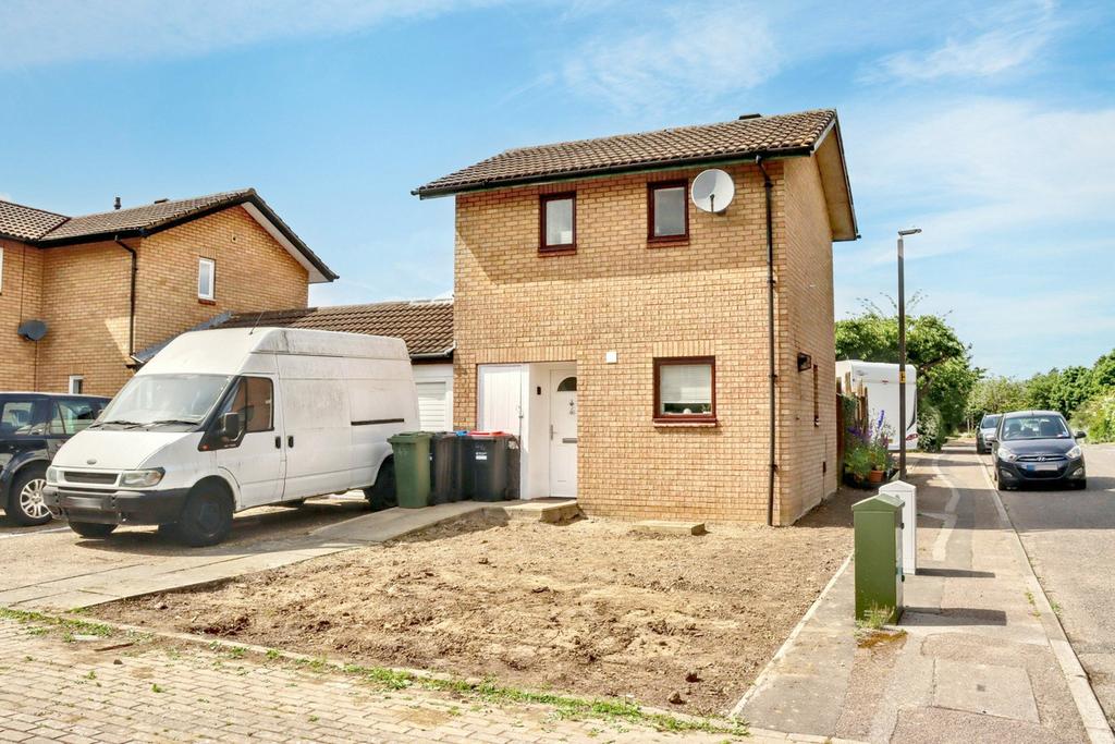 Minton Close, Milton Keynes 1 bed link detached house for sale - £70,000