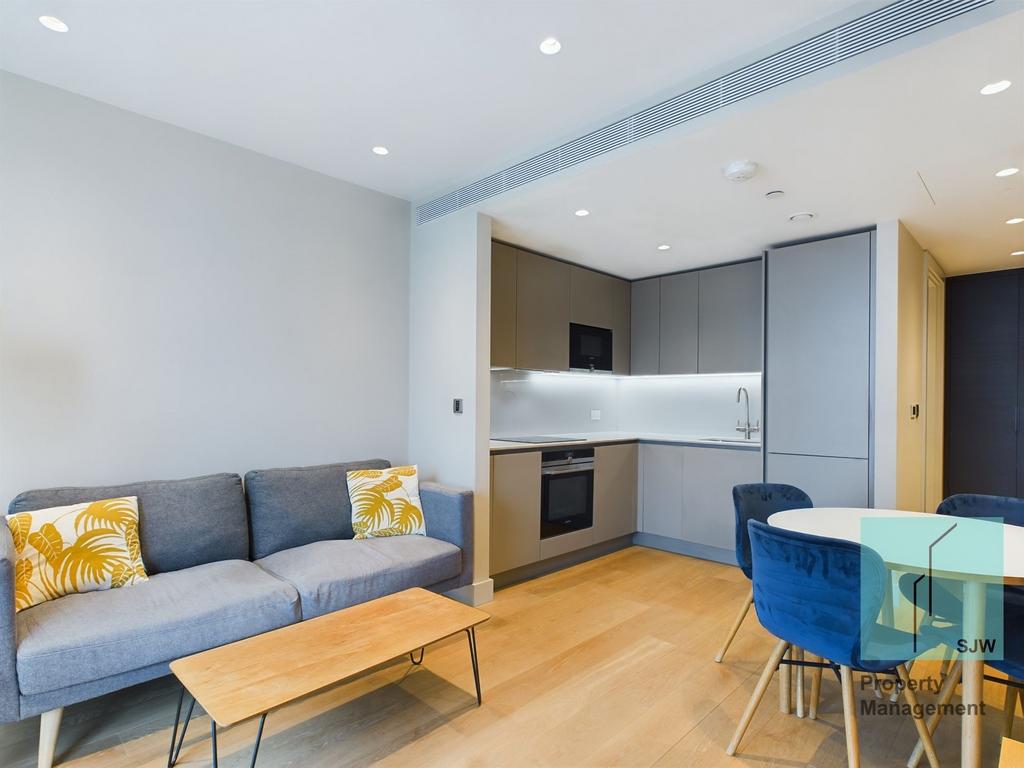 Canalside Walk, London W2 1 bed apartment - £3,095 pcm (£714 pw)