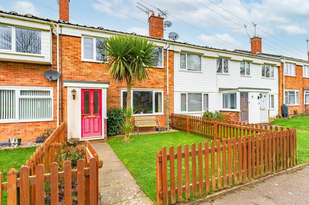 Ormesby Road, Badersfield 3 bed terraced house - £220,000