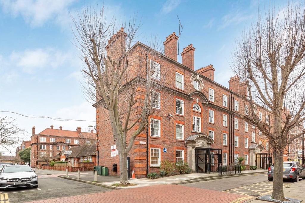Peabody Estate, London W6 2 bed flat to rent - £2,297 pcm (£530 pw)