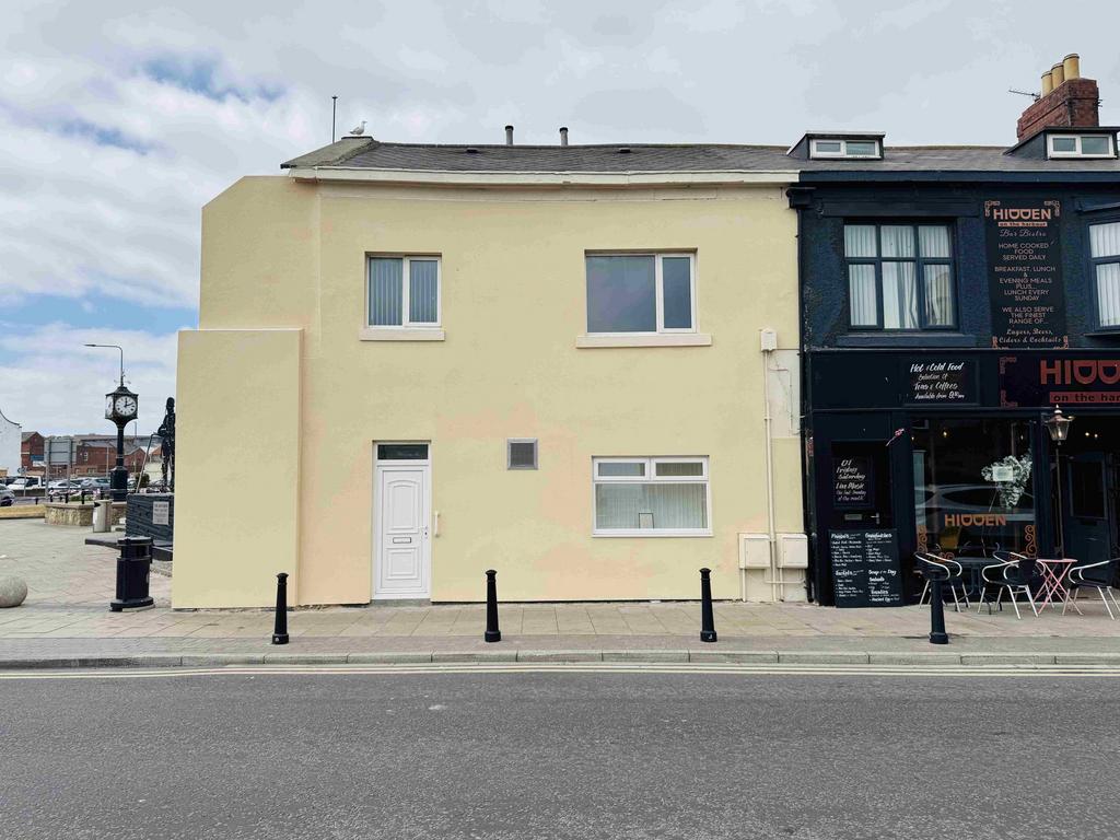 North Terrace, Seaham, Co. Durham, SR7 2 bed apartment to rent - £595 ...