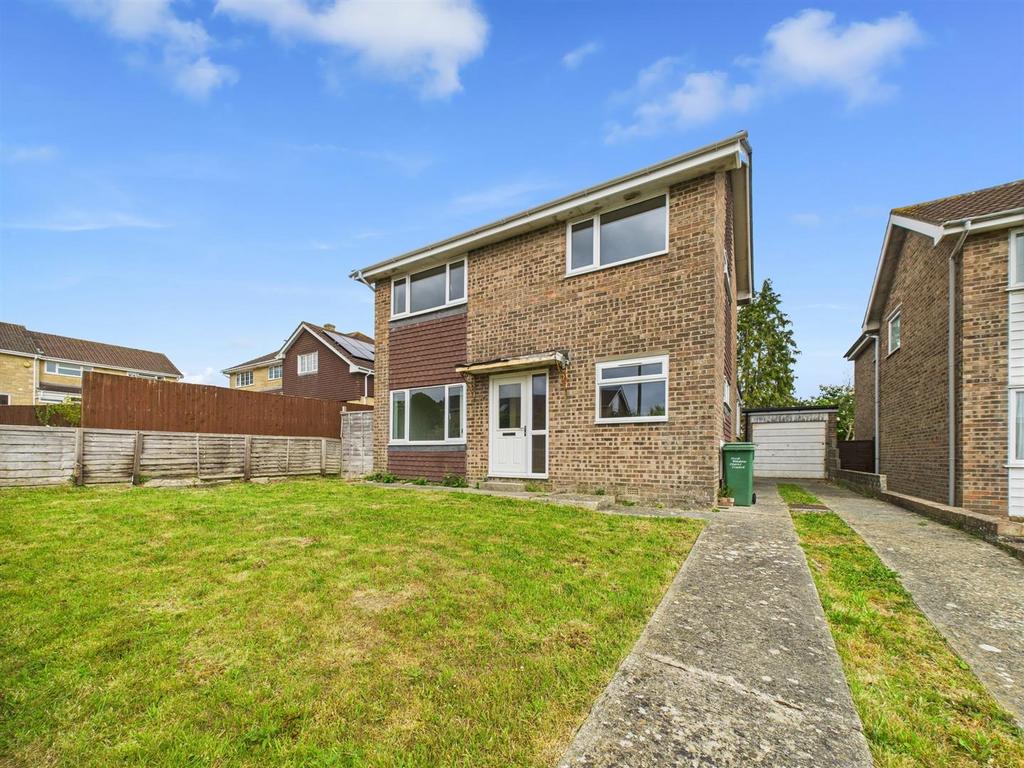 Matford Hill, Chippenham SN15 3 bed detached house - £325,000