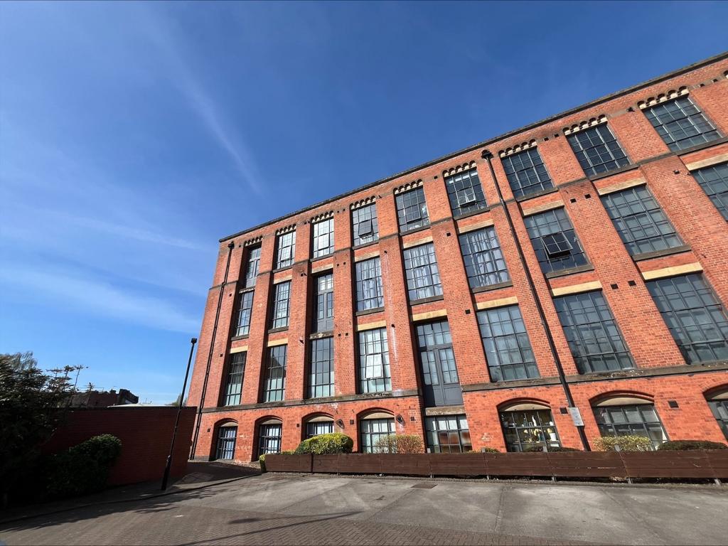 Morley Street, Daybrook, Nottingham... 2 bed flat to rent - £1,000 pcm ...