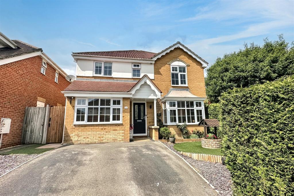 Knightwood Park 4 bed detached house - £570,000