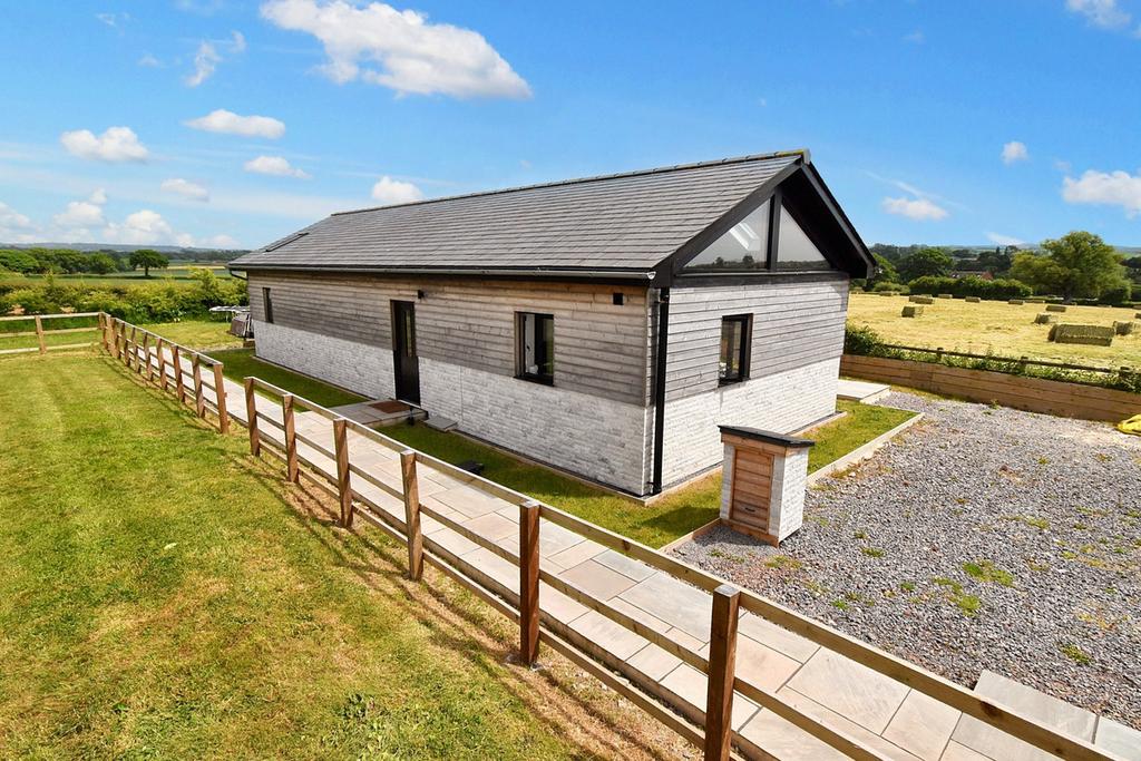 Exeter EX5 2 bed detached house for sale - £650,000
