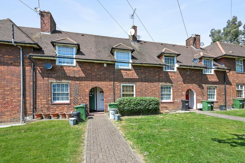 Wulfstan Street, Shepherds Bush 3 bed terraced house for sale - £550,000