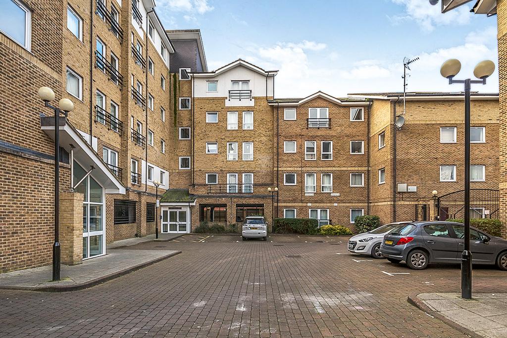 Melbourne Road, Surrey SM6 2 bed flat - £1,650 pcm (£381 pw)