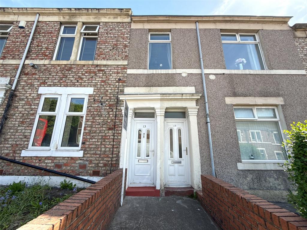 Shipcote Terrace, Gateshead, NE8 3 bed apartment - £94,950