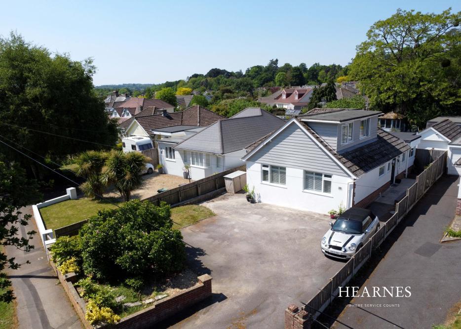 Leigh Lane, Wimborne, BH21 2PP 4 bed detached house for sale - £600,000