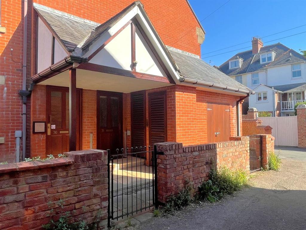 Armada Court, Topsham EX3 1 bed flat for sale - £165,000
