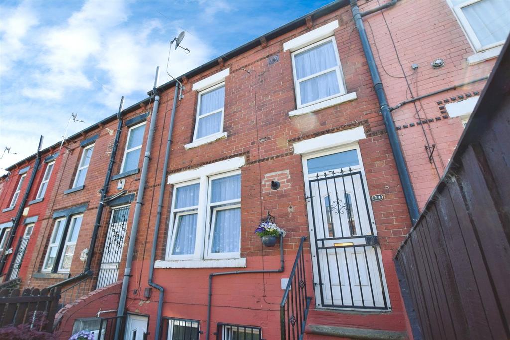 Longroyd Street, Leeds, LS11 2 bed terraced house for sale - £120,000