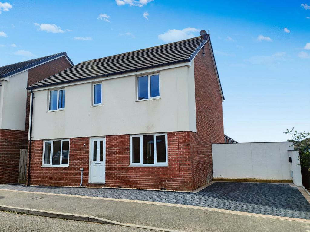 Bownder Treveli, Newquay TR8 4 bed detached house for sale - £395,000