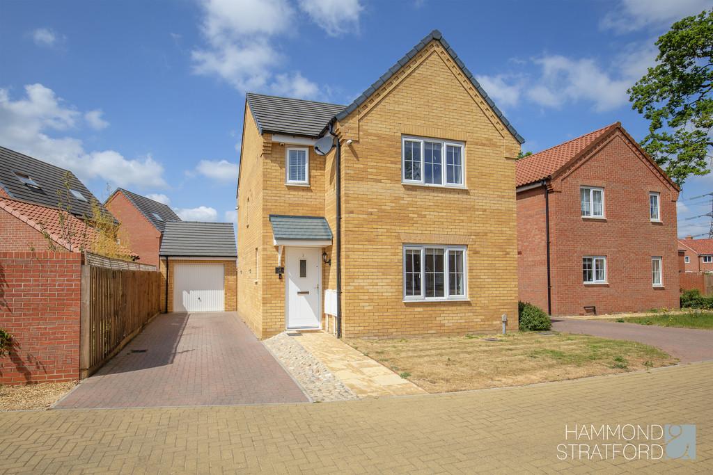 Fox Close, Hethersett 3 bed detached house - £345,000