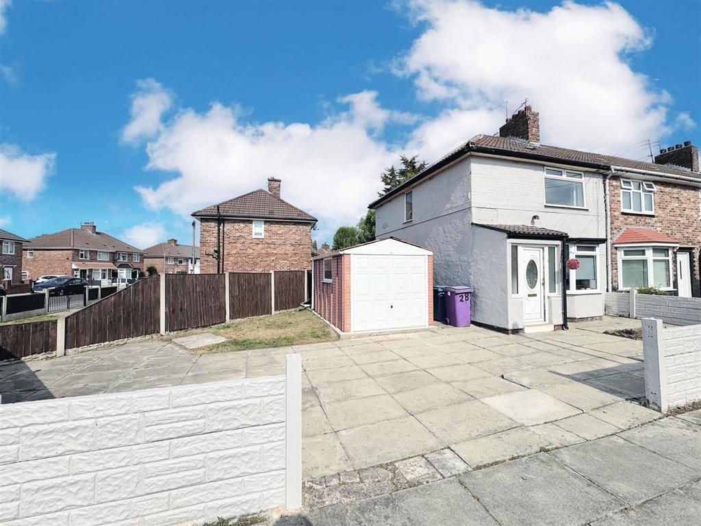Fairford Road, Knotty Ash, Liverpool 3 bed townhouse - £155,000