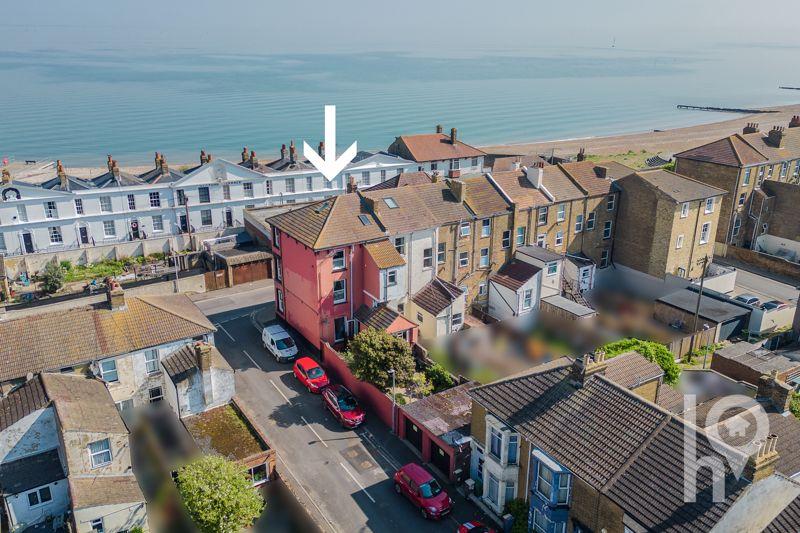 Marine Parade, Sheerness ME12 7 bed end of terrace house for sale - £ ...
