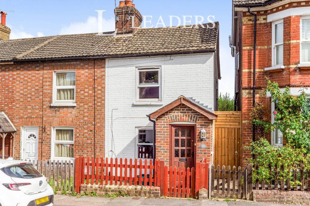 Priory Street, Tonbridge 2 bed end of terrace house to rent - £1,600 ...