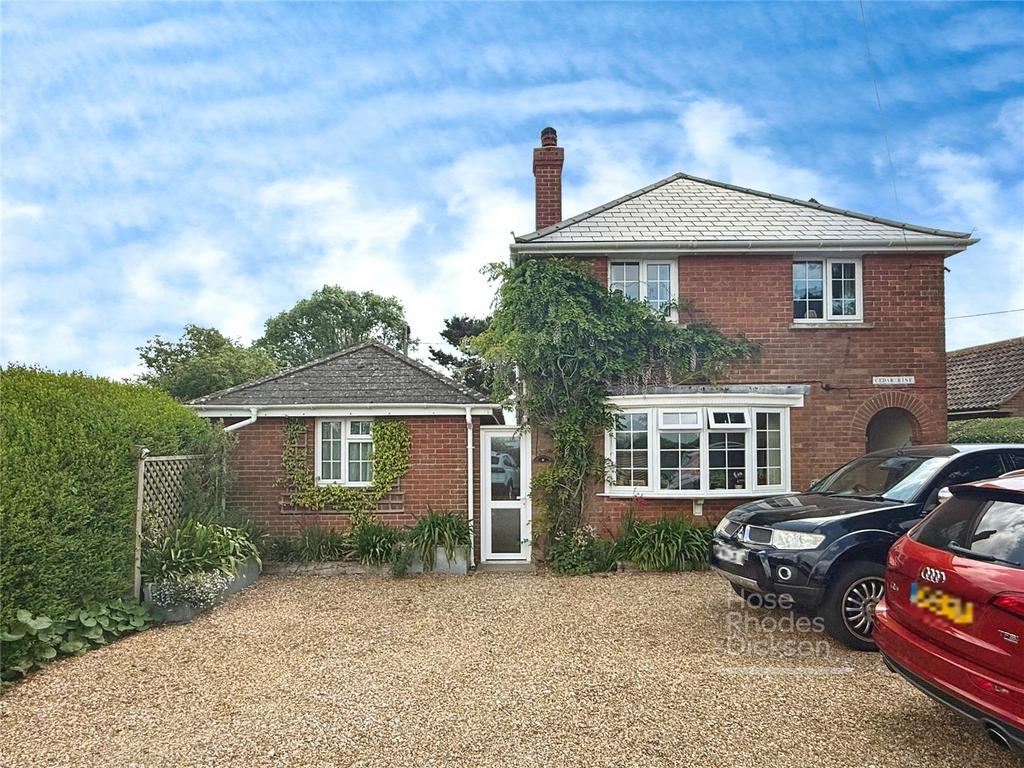 Emmett Hill, Chale Green, Ventnor 3 bed detached house for sale - £695,000