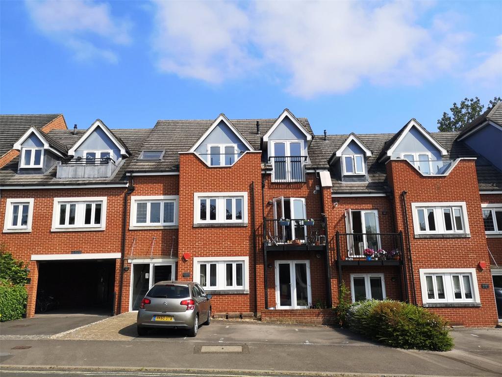 Islip Road, Oxford 2 bed apartment - £350,000