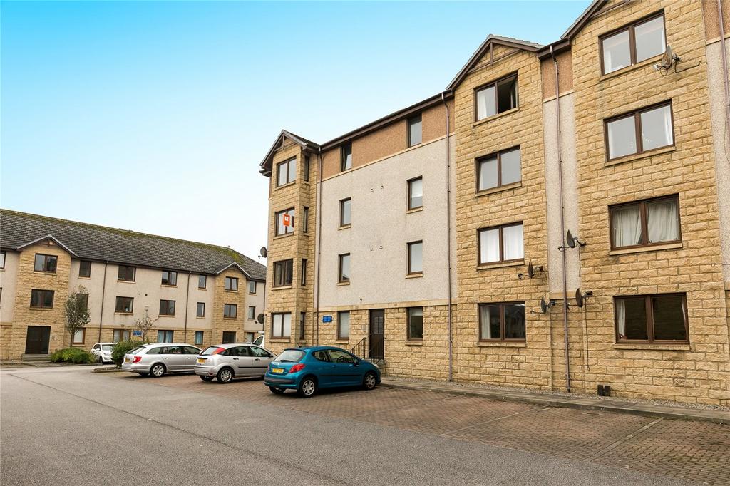 Links View, Linksfield Road... 2 bed flat - £825 pcm (£190 pw)