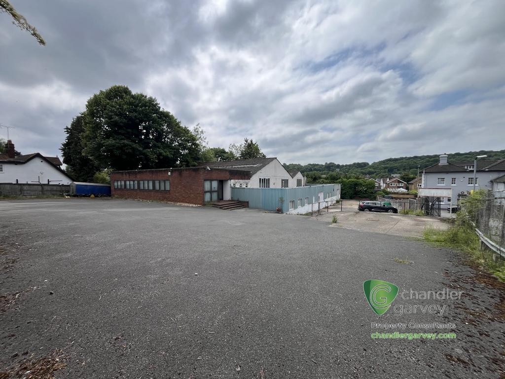 Loudwater, High Wycombe HP10 Industrial unit for sale - £1,500,000