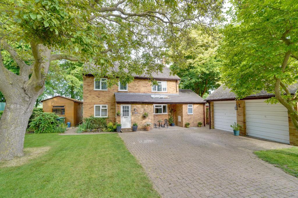 Spinney Field, Ellington, Huntingdon... 5 bed detached house for sale ...