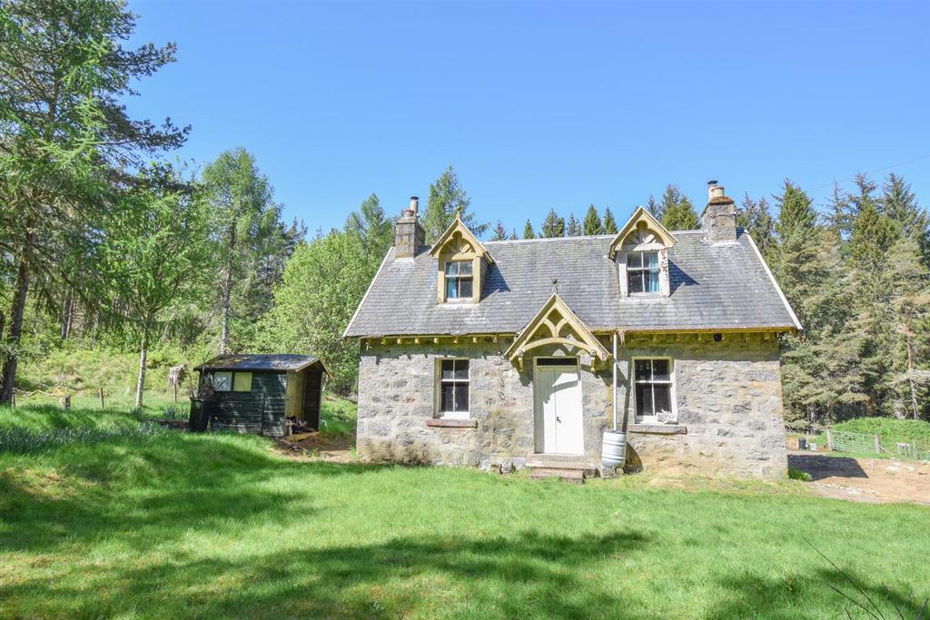Woodside Cottage, Farr, Inverness 2 bed cottage for sale - £180,000
