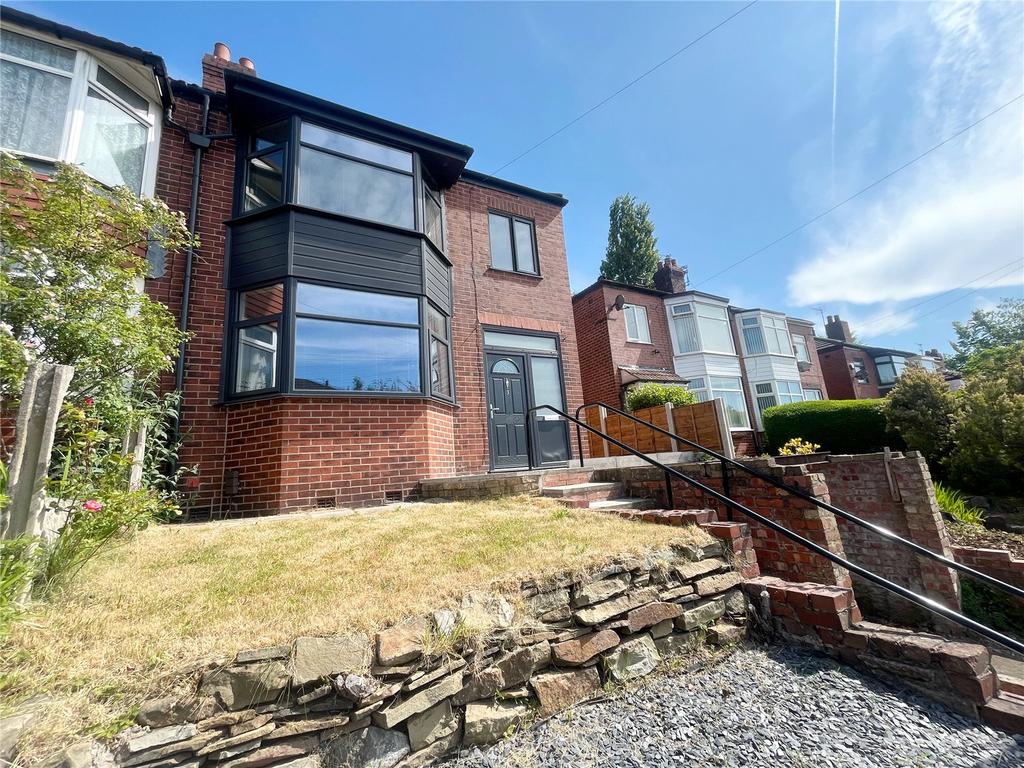 Claxton Avenue, Blackley, Manchester, M9 3 bed semi-detached house - £ ...