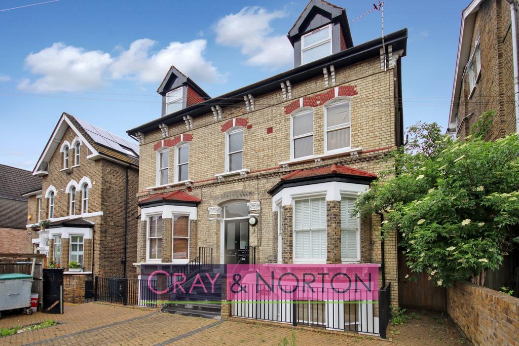 Outram Road, Addiscombe, CR0 1 bed flat for sale - £230,000