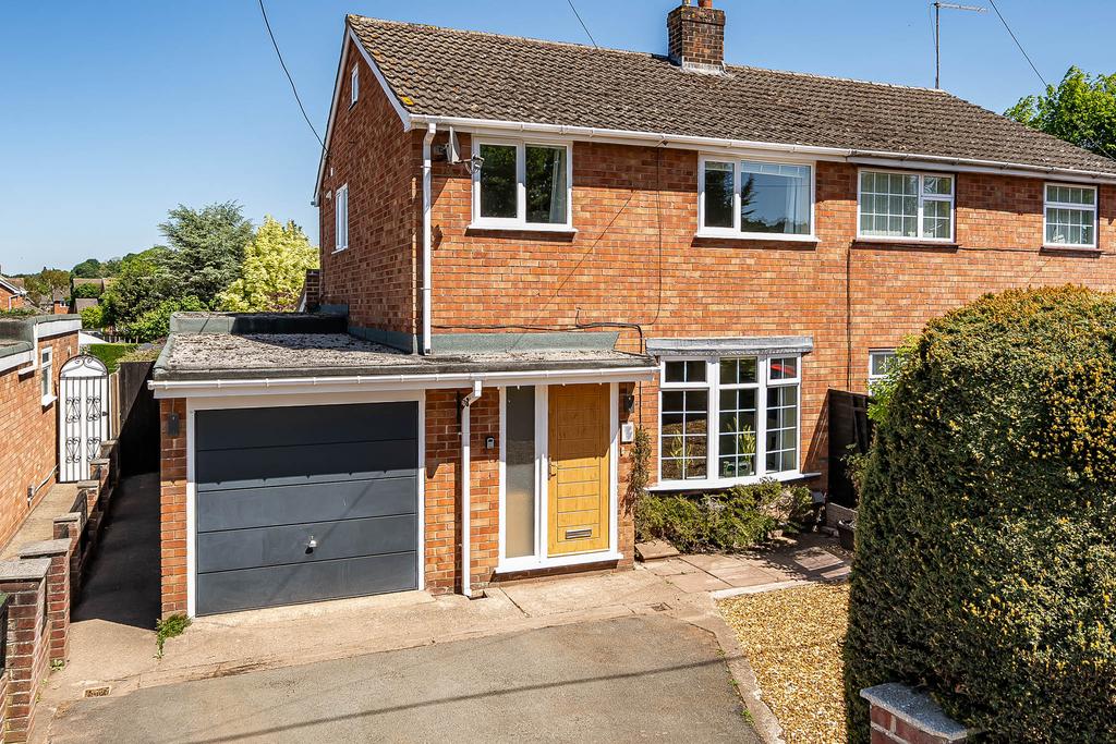 Ruyton XI Towns, Shrewsbury SY4 3 bed semi-detached house for sale - £ ...