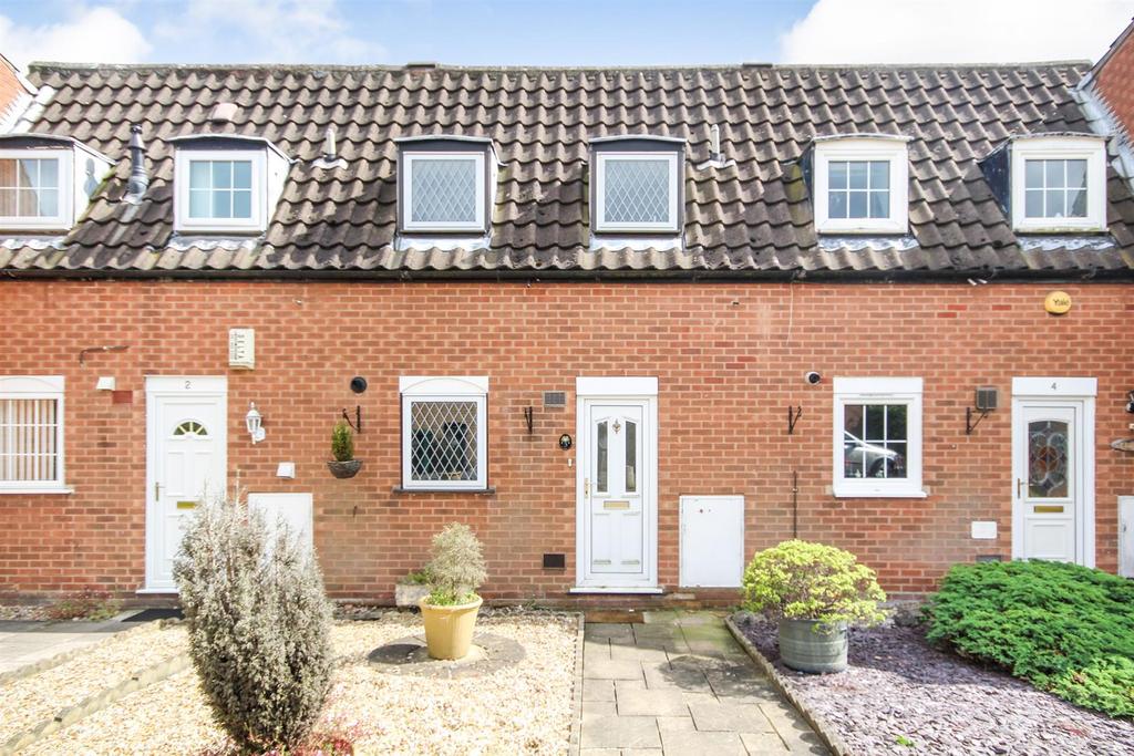 Blakeney Walk, Arnold NG5 2 bed townhouse - £825 pcm (£190 pw)