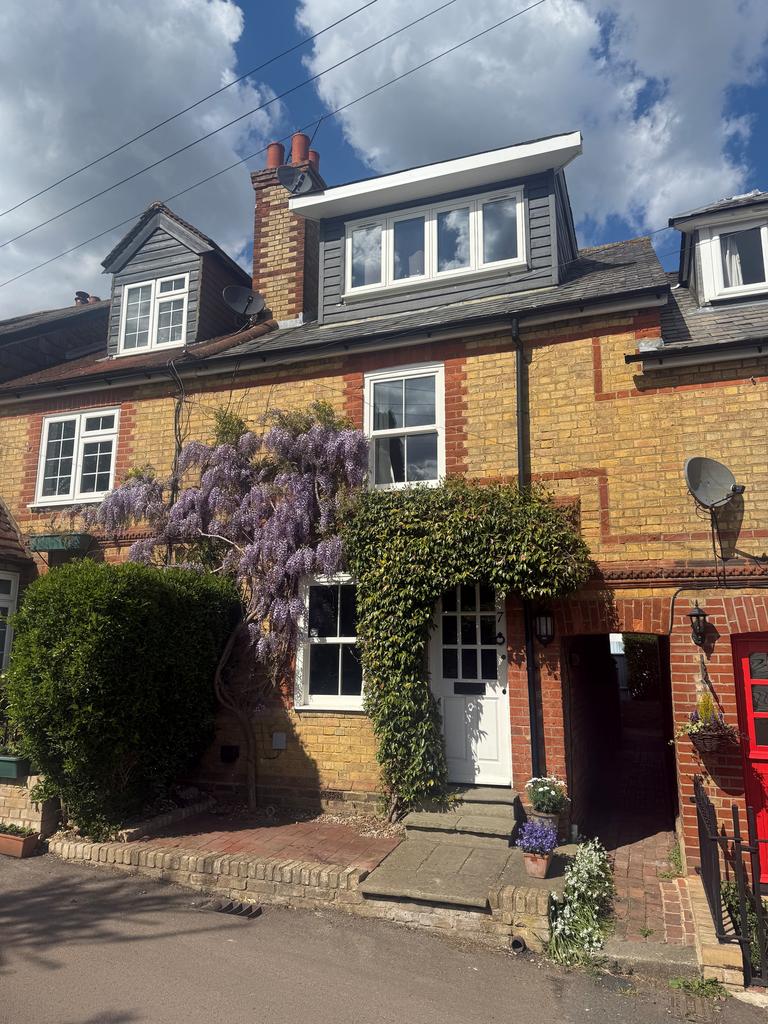 Crown Road, Shoreham, Sevenoaks, Kent 3 bed terraced house for sale - £ ...