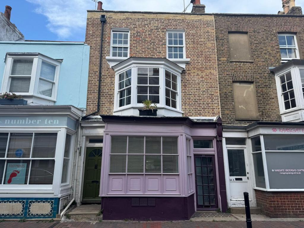 Addington Street, Ramsgate, Kent, CT11 1 bed flat - £850 pcm (£196 pw)