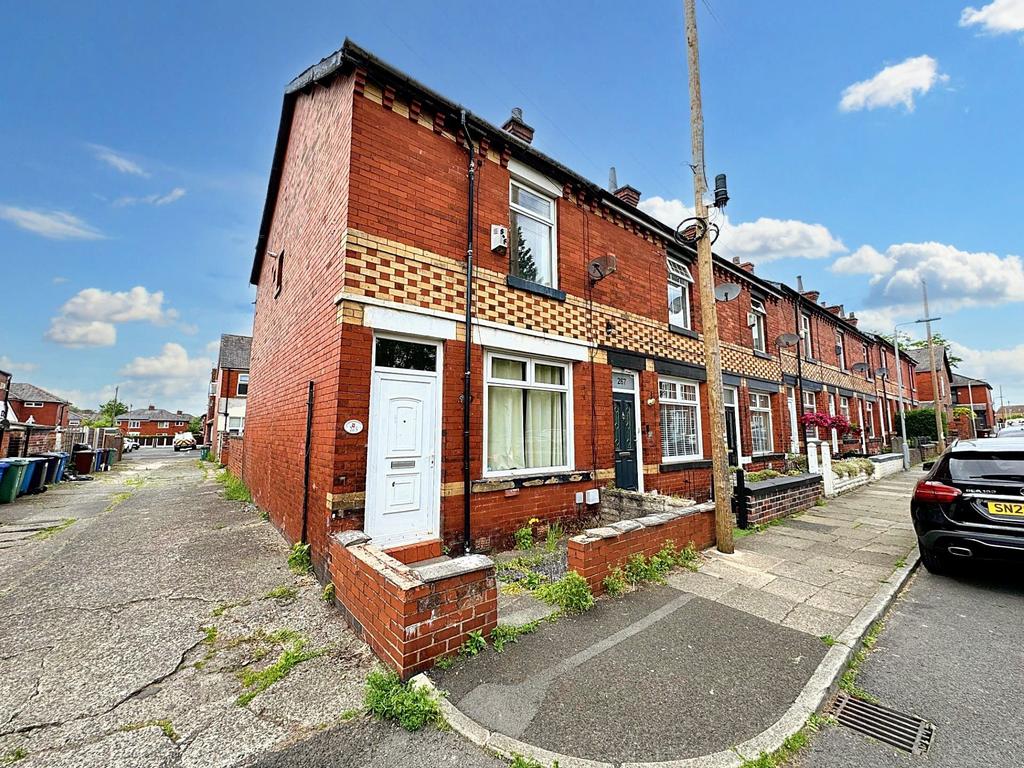 Lever Street, Radcliffe, Manchester... 2 bed end of terrace house for ...