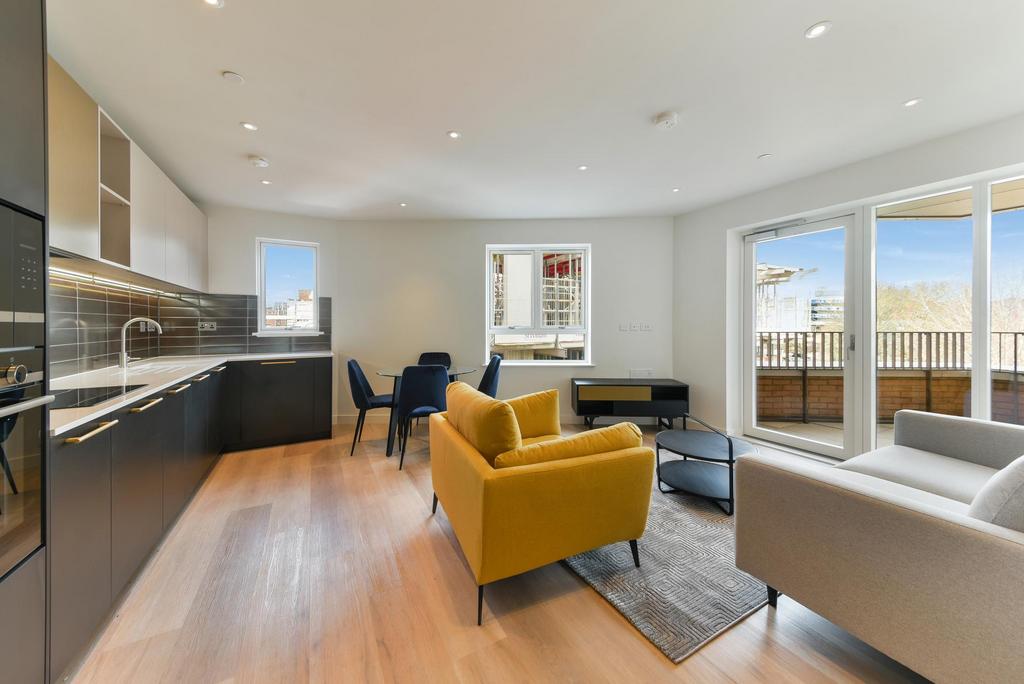 Winchat House, Alexandra Gate... 2 bed apartment to rent - £2,396 pcm ...