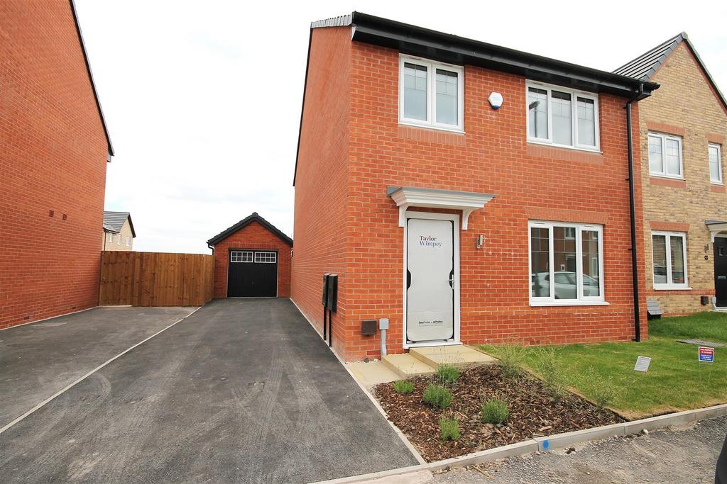 Anderton Drive, Sutton, St Helen's 4 bed detached house to rent - £ ...