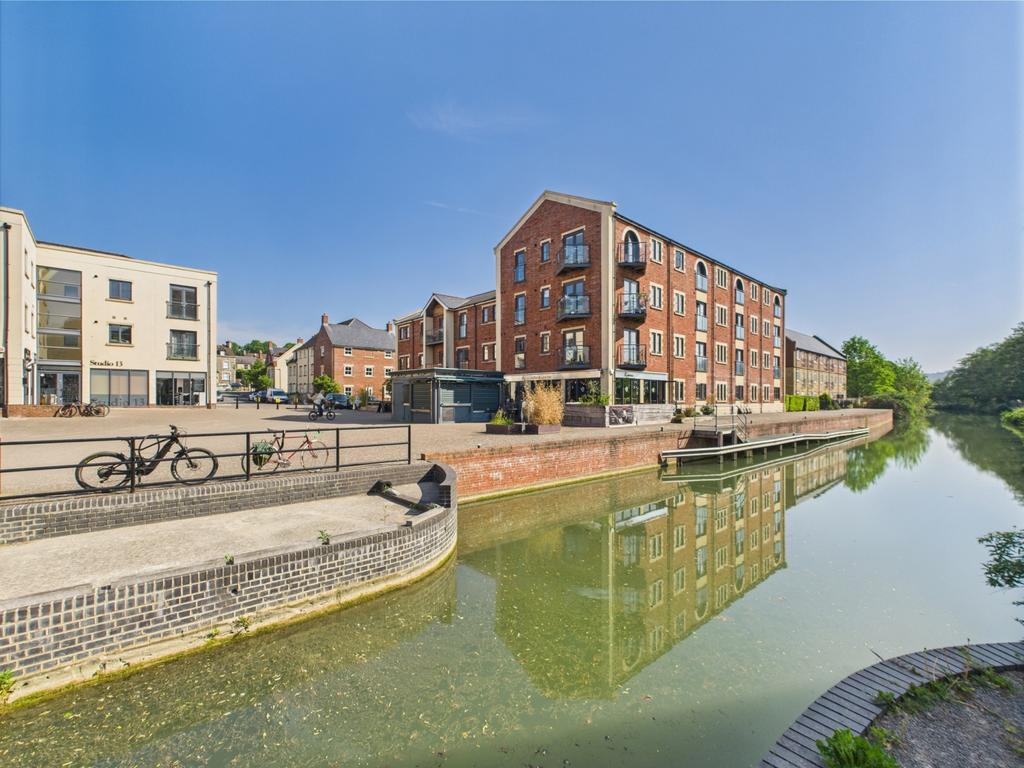 Greenaways, Ebley, Stroud... 2 bed apartment for sale - £205,000