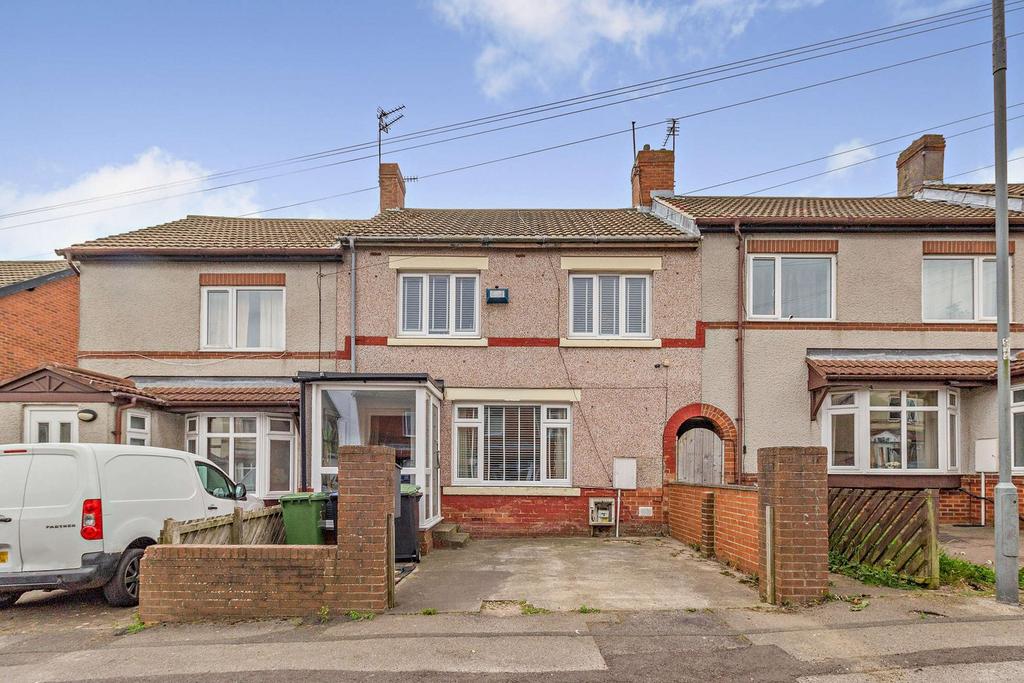 Ryton Crescent, Seaham, SR7 4 bed terraced house - £114,000
