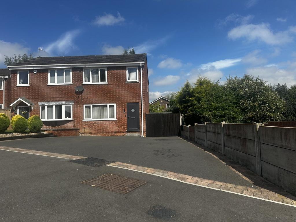 Green Acres Drive, South Normanton... 3 bed semi-detached house for ...