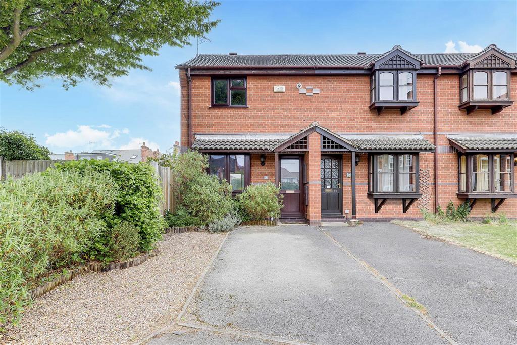 Avon Gardens, West Bridgford NG2 2 bed end of terrace house for sale ...