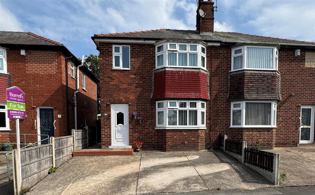 Carlton Close, Worksop S81 3 bed semi-detached house for sale - £165,000