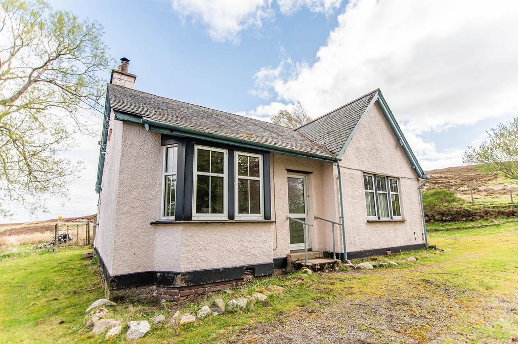 Kinbrace, Kinbrace, Highland. KW11 6UB 4 bed detached house - £125,000