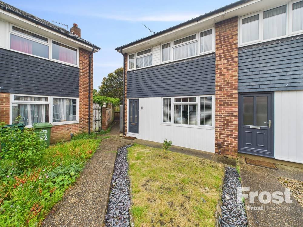 Bingley Road, Sunbury-on-Thames... 3 bed end of terrace house for sale ...