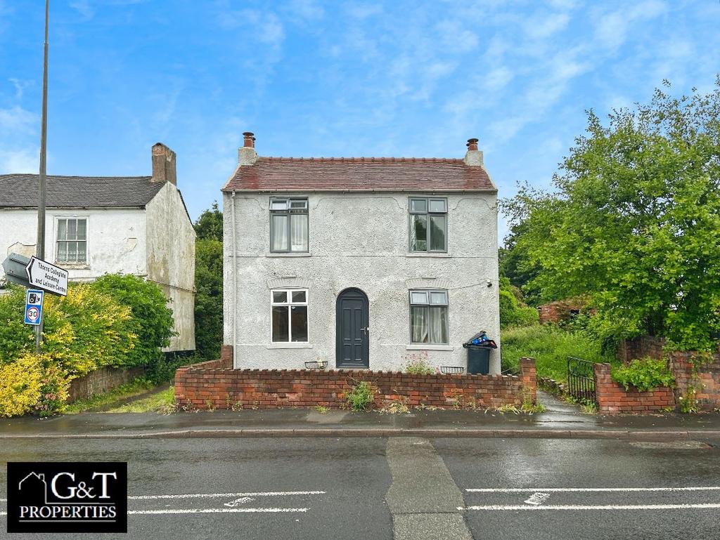 Amblecote Road, Brierley Hill 2 bed detached house - £200,000
