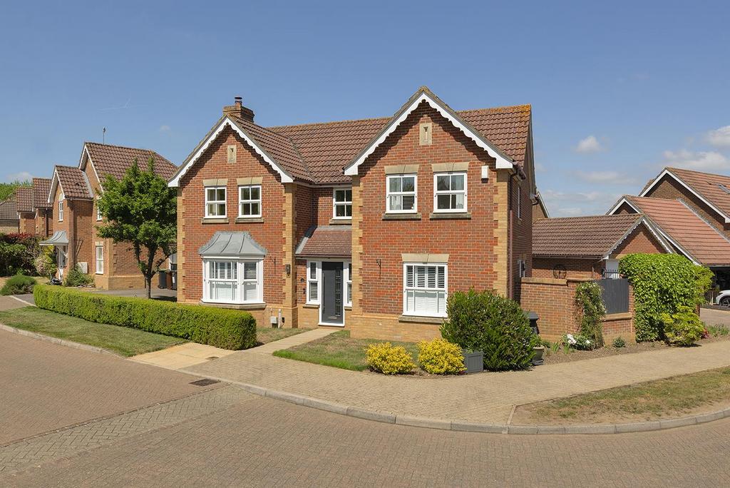 Mitchell Road, Kings Hill, ME19 4RE 4 bed detached house - £900,000