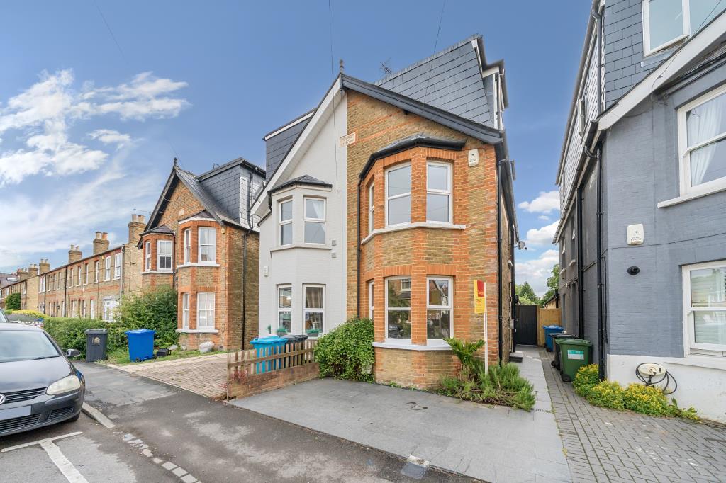 Old Windsor, Berkshire, SL4 4 bed semi-detached house for sale - £750,000