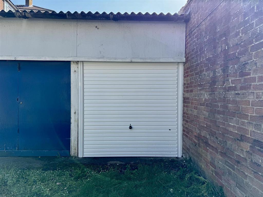 Varndean Road, Brighton Garage for sale - £30,000