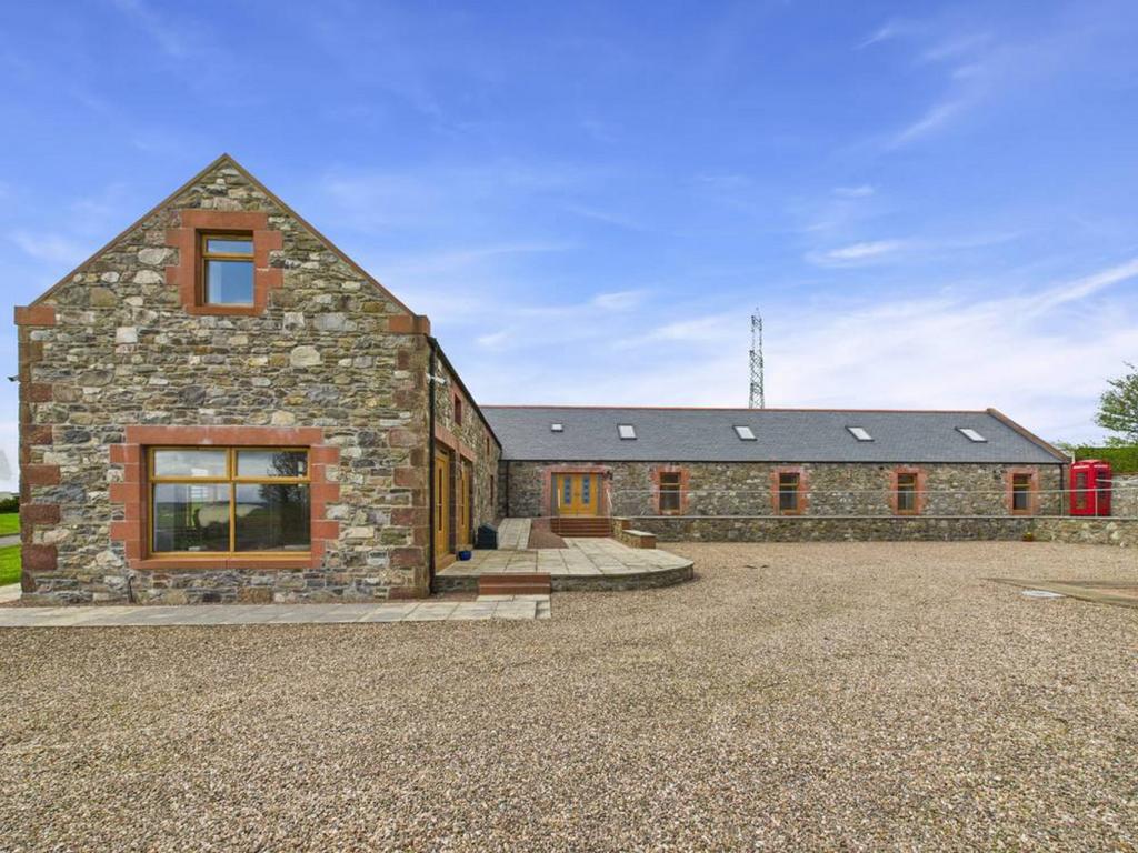FYVIE AB53 6 bed detached house for sale - £575,000